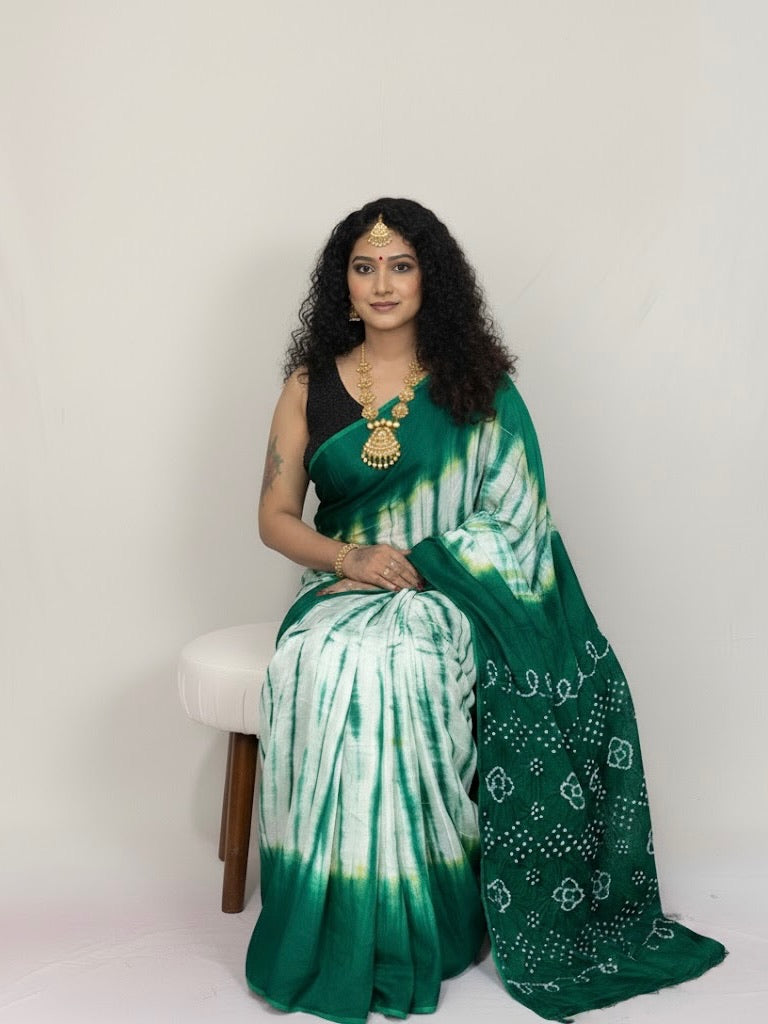 Malathi – Emerald Mist Modal Silk Tie & Dye Saree – Thugil